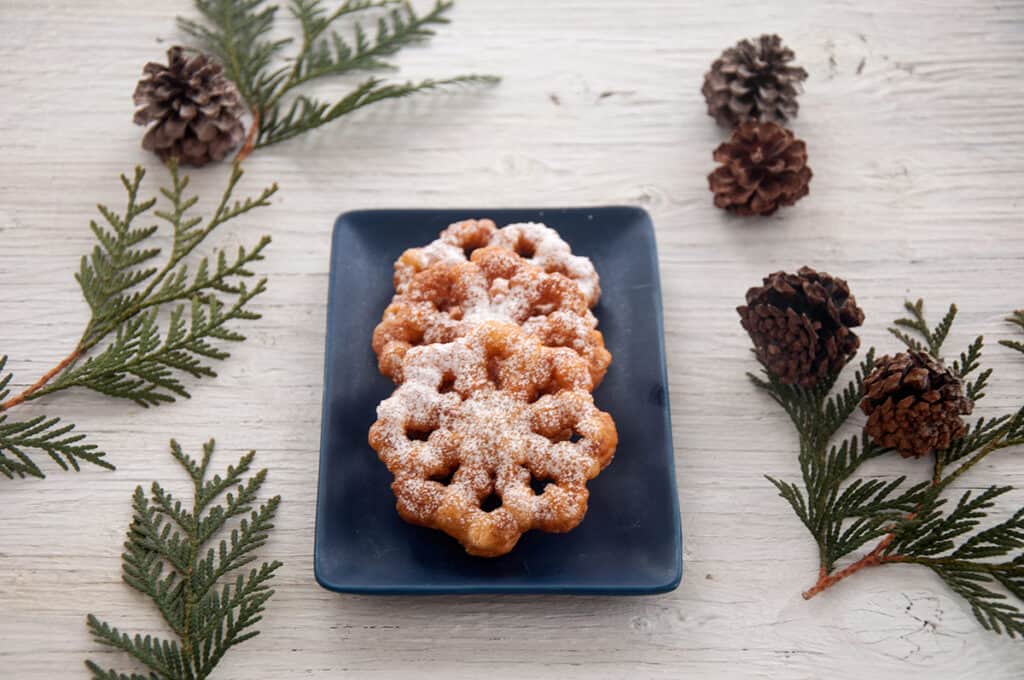 Scandinavian Rosette Cookies - Rosettbakkels - Ramshackle Pantry